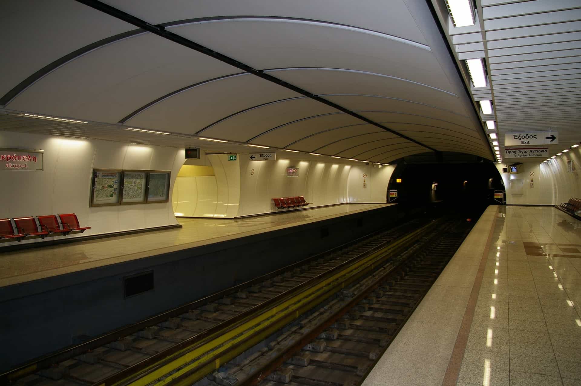 Metrô em Atenas: como usar e dicas para viajantes