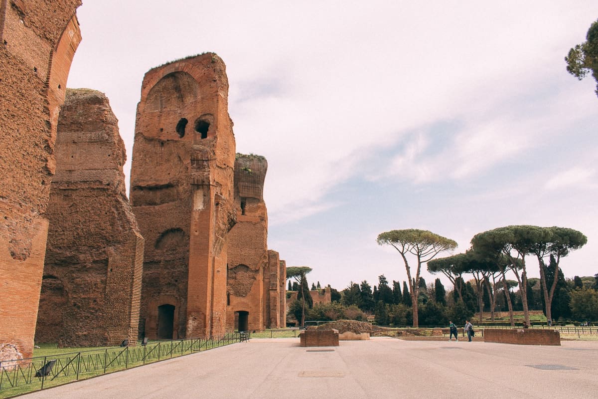 Termas de Caracalla Roma: visite as ruínas dos banhos termais