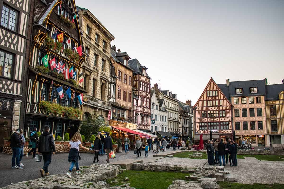 O que fazer em Rouen? Atrações imperdíveis e roteiro de 1 dia