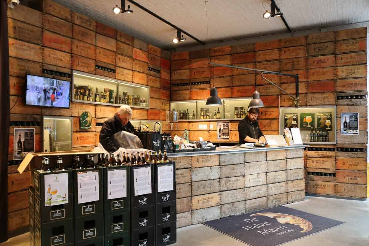 Visita à Cervejaria De Halve Maan, em Bruges [com degustação!]