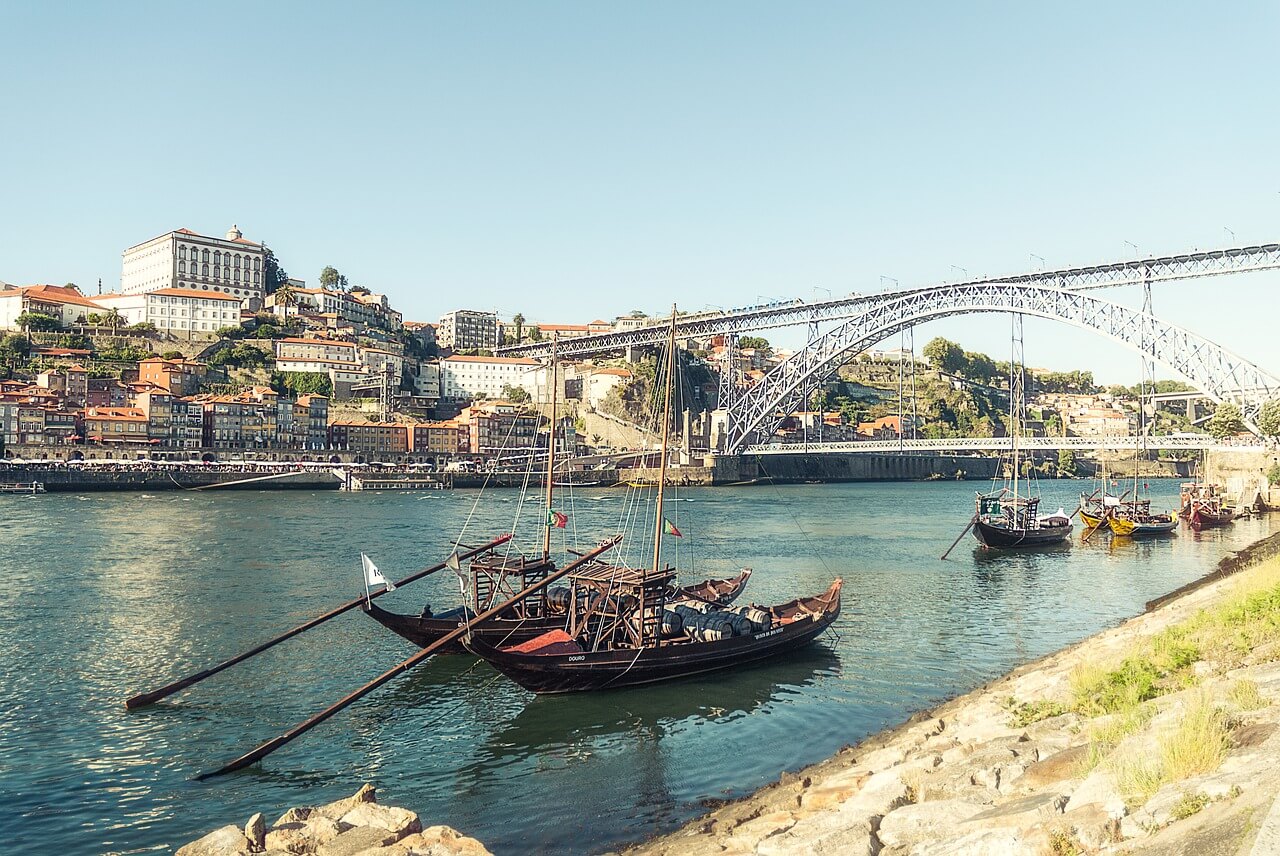Pontos Turísticos De Porto Portugal Para Colocar No Roteiro