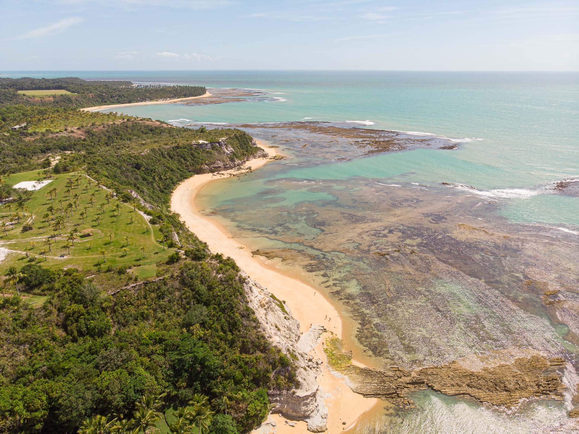 Praia do Espelho Bahia: o que fazer, onde comer, quando ir