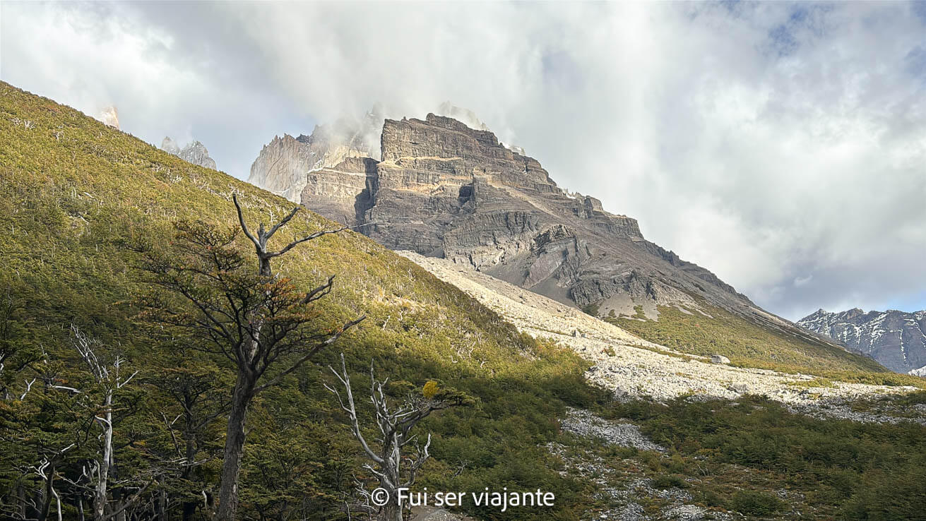 Trekking Torres del Paine: como é a trilha a Base Torres