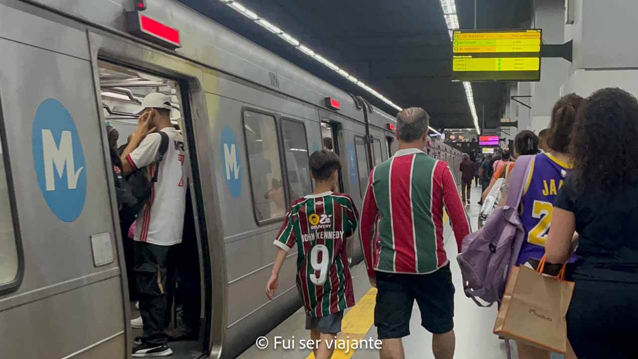 Como andar de metrô no Rio de Janeiro: guia para turistas